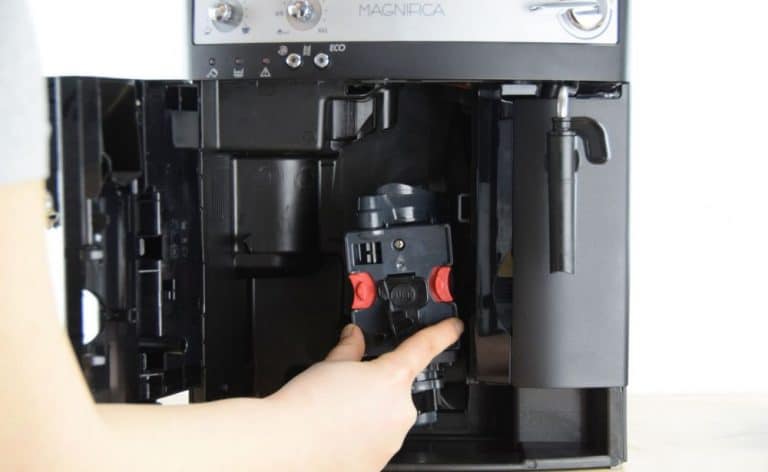 Чистка кофемашины delonghi (делонги): удаление накипи, промыть от ...